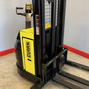 #20451 Raymond 840-FRE60L Rider Pallet Jack - Coronado Equipment Sales