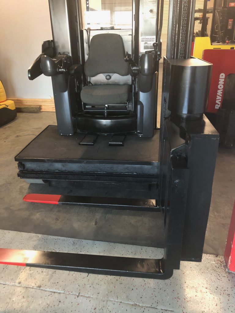 #20783 Raymond SA-CSR30T Turret Man Up Forklift 226"