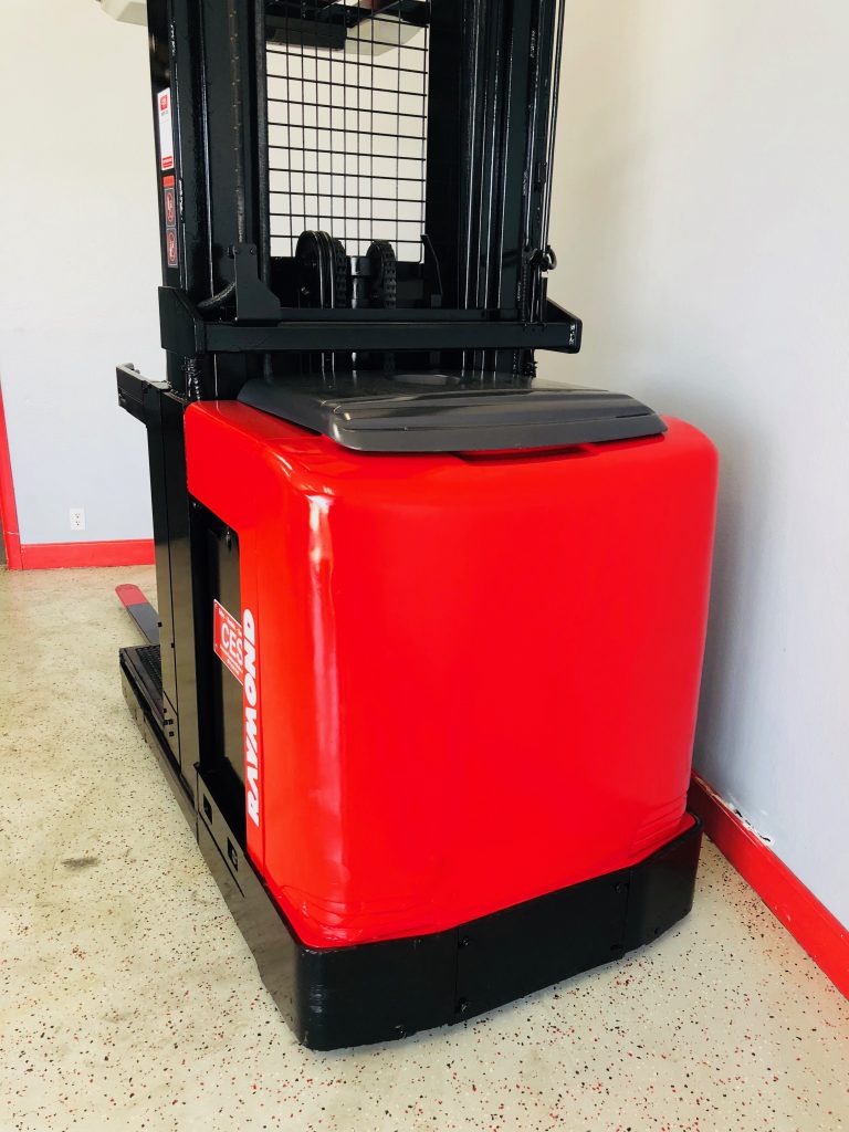 CES #20874 Raymond 520-OPC30TT Wire Guided Order Picker - Coronado ...