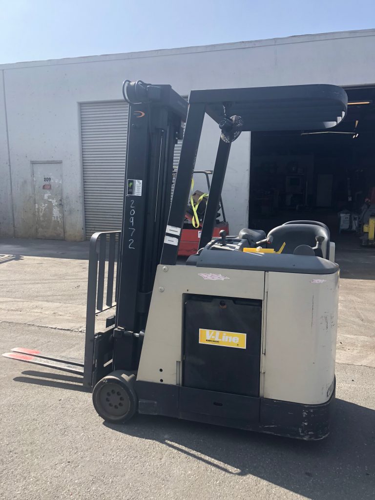 CES #20972 Crown RC3020-40 Docker - Coronado Equipment Sales