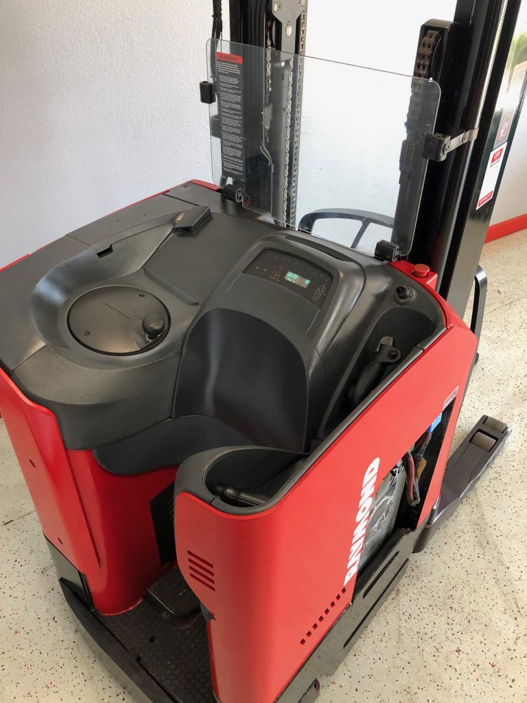 Used Forklifts - Ces #21076 Raymond R35Tt Reach Forklift | Coronado ...